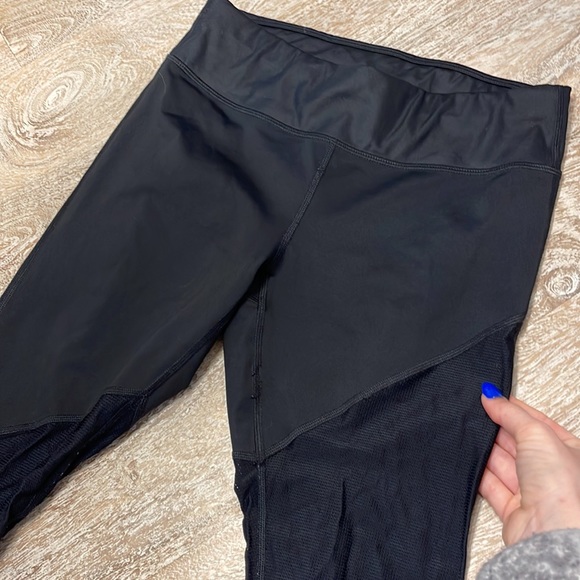 Fabletics | Pants & Jumpsuits | Fabletics Black Sheer Leg Leggings Sz S ...